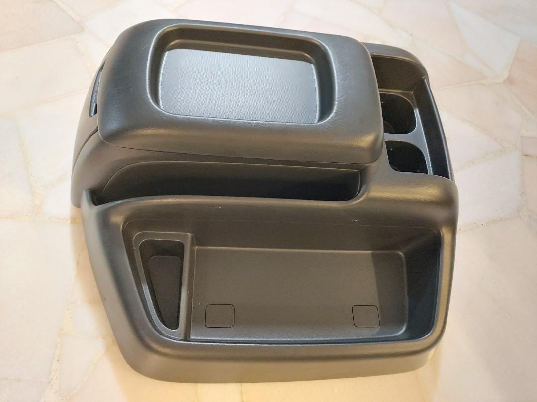 Toyota Hiace Centre Console - Original, Car Accessories, Accessories on ...