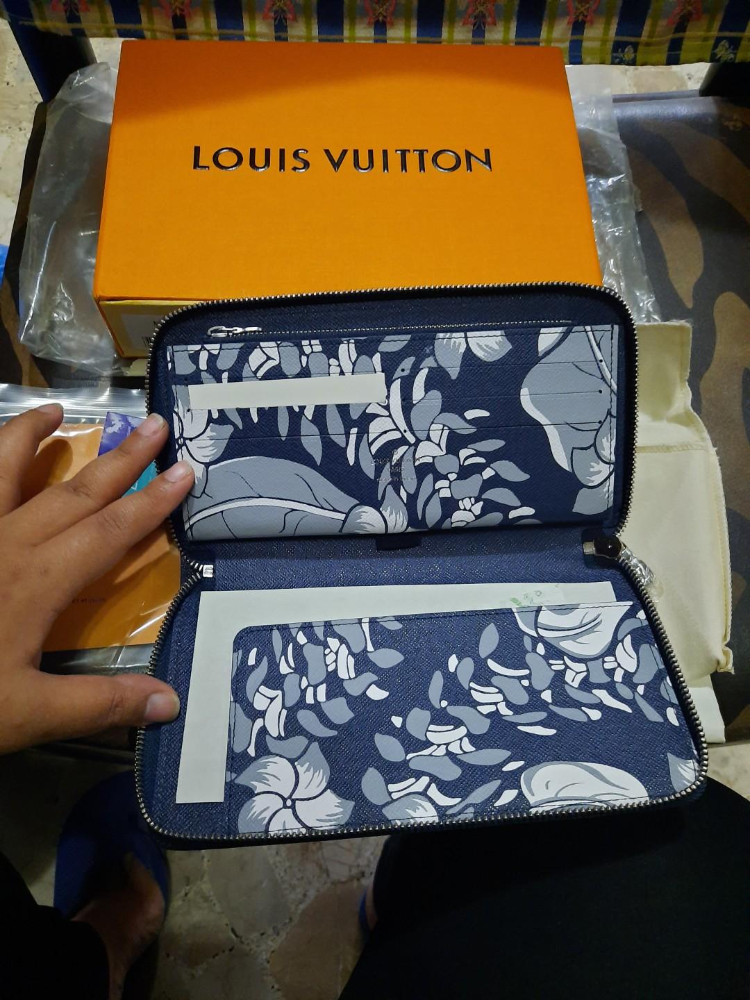 Louis vuitton cheque wallet, Luxury, Bags & Wallets on Carousell
