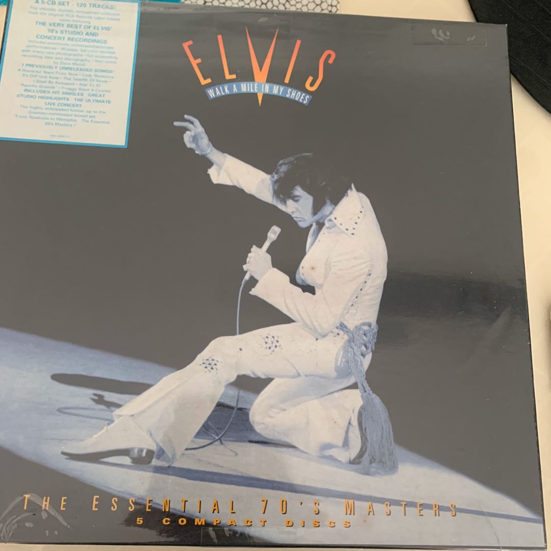 Elvis CD Box Set, Hobbies & Toys, Music & Media, CDs & DVDs on Carousell