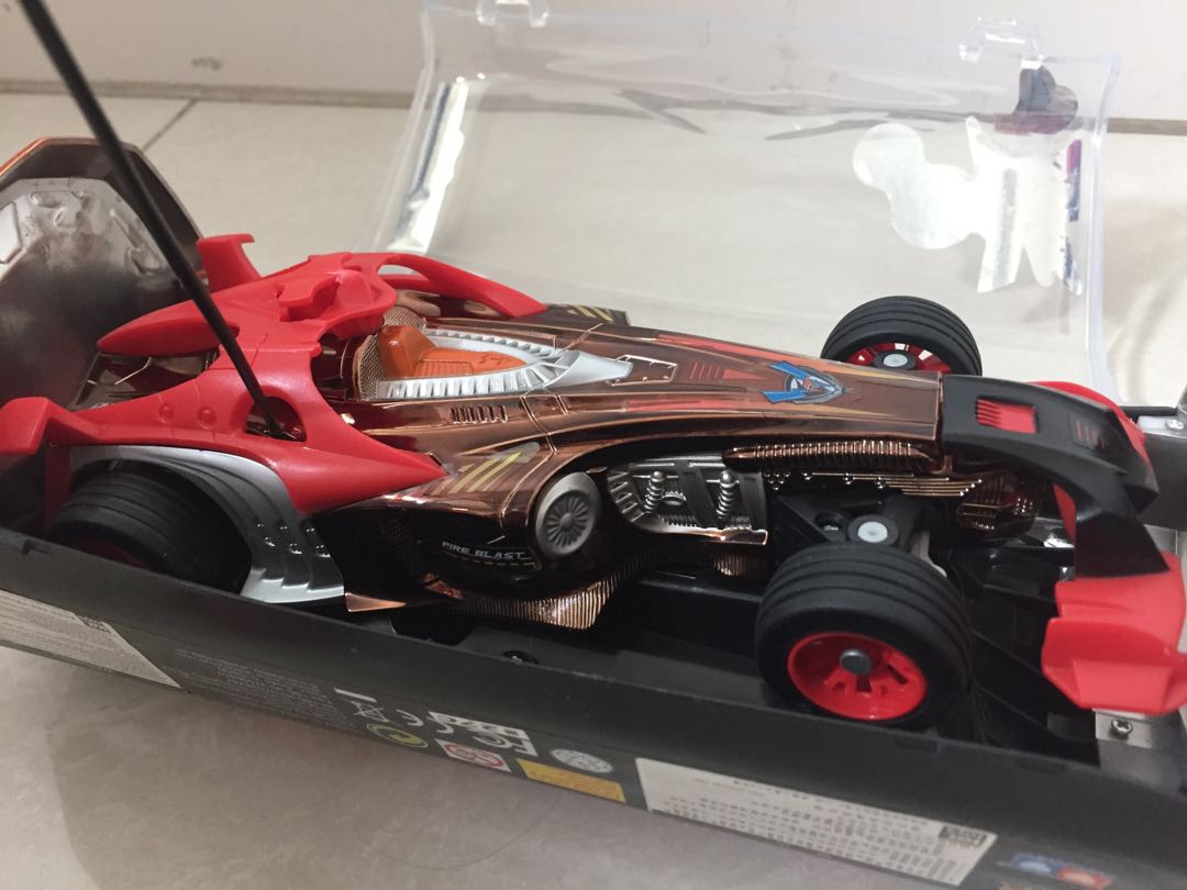 Race-Tin Flash & Dash 2 Formula R/C Car, 興趣及遊戲, 玩具 & 遊戲類 - Carousell