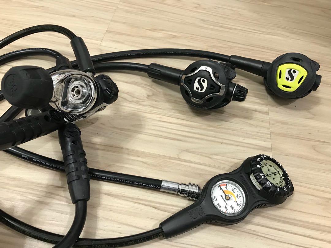 SCUBAPRO MK25 一級頭 S600 二級頭 R295 備二 二用錶 9成新 1年保固 潛水調節器, 體育器材, 健身用品, 舉重和 ...
