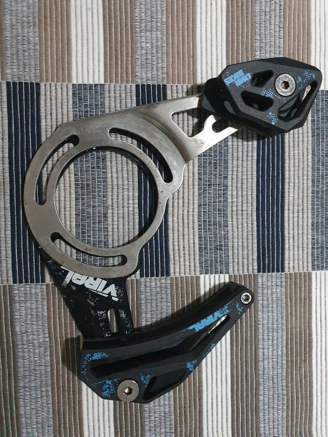 DMR Viral Chain Guide, Sports Equipment, Bicycles & Parts, Parts ...