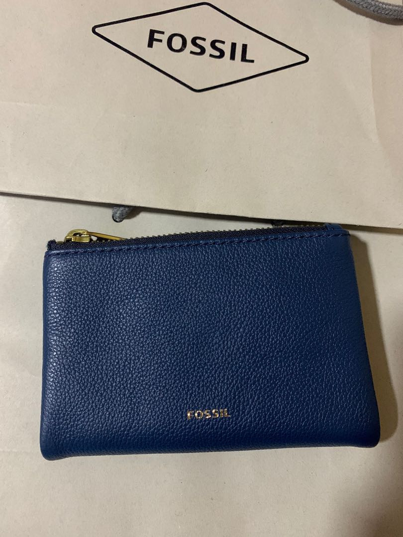 FOSSIL Wallet, Women's Fashion, Bags & Wallets, Purses & Pouches on ...