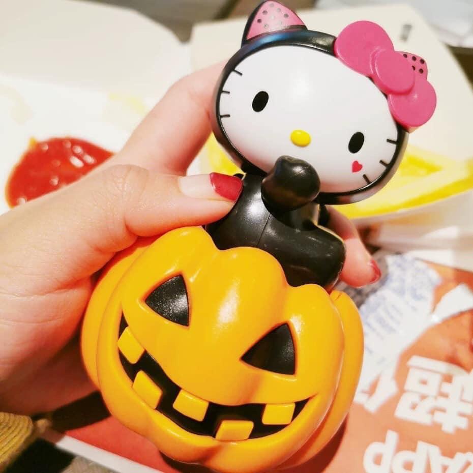 KFC Halloween Hello Kitty Limited Edition, Hobbies & Toys, Collectibles ...