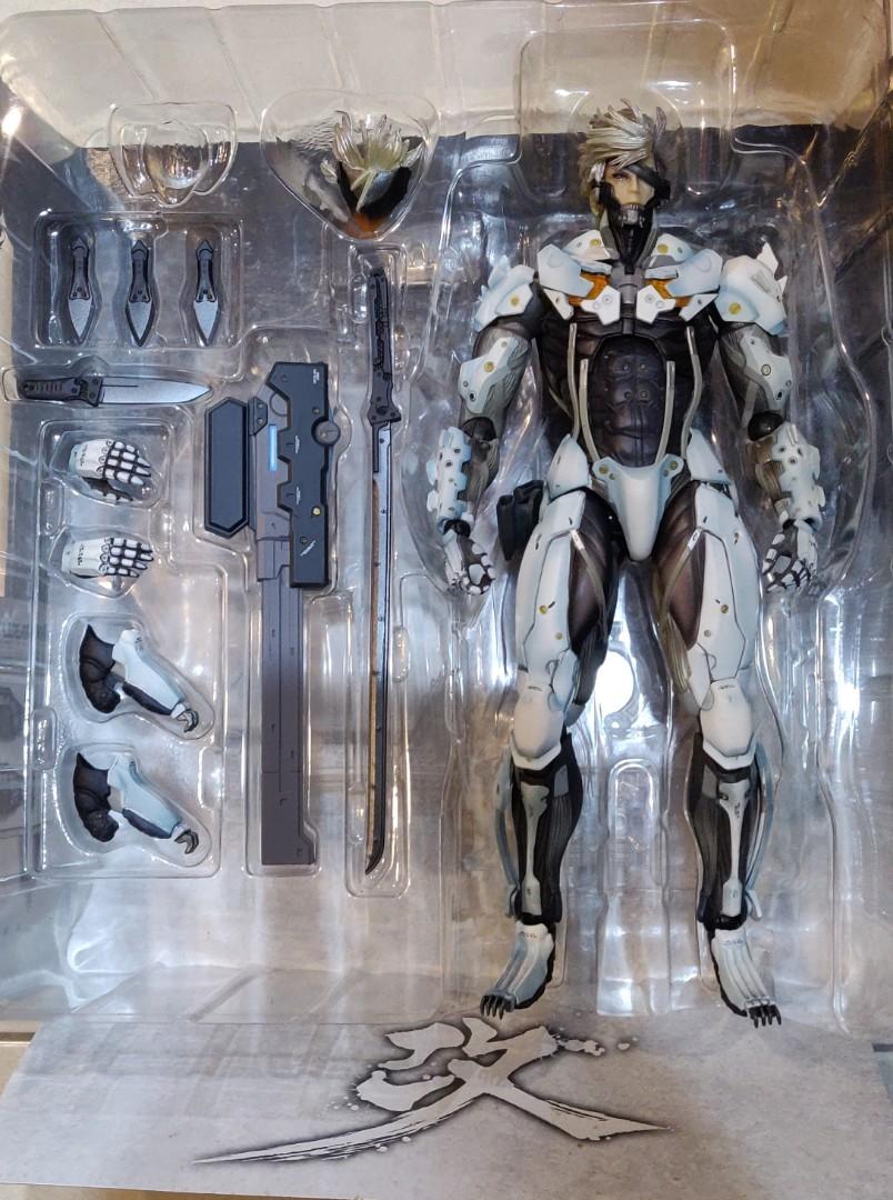 Metal Gear Rising Revengeance Raiden White Armour (Special Edition ...