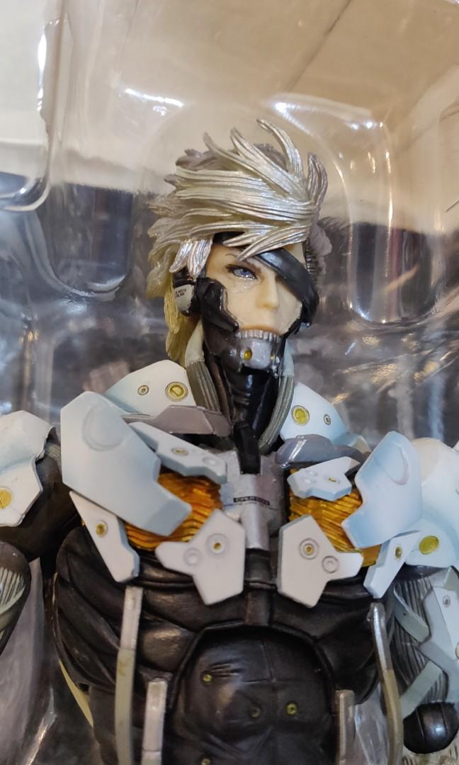 Metal Gear Rising Revengeance Raiden White Armour (Special Edition ...