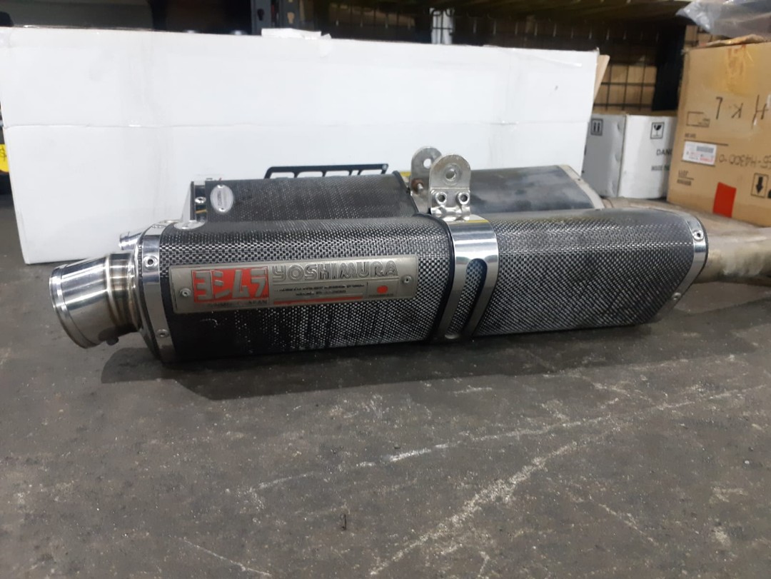 Yamaha R1 2007 yoshimura slip on, Motorcycles, Motorcycle Accessories ...