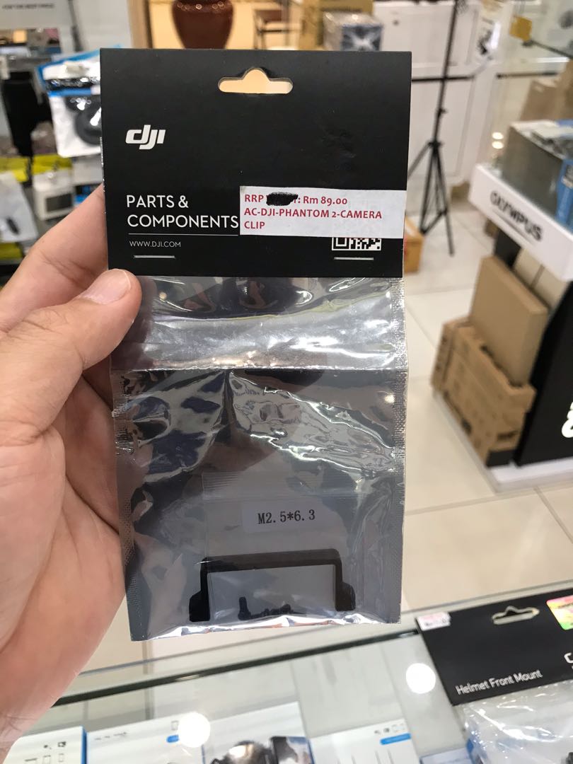 DJI phantom 2 Camera Clip, Photography, Drones on Carousell