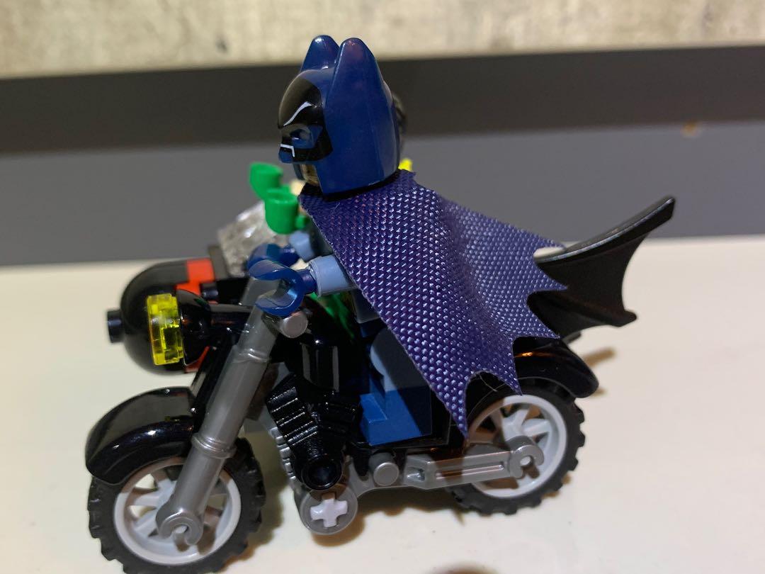 Batman on bike & Robin in sidecar (minifigures are compatible, bike and ...