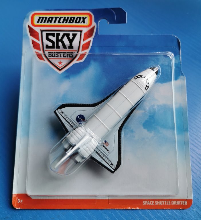 MATCHBOX SKY BUSTERS - SPACE SHUTTLE ORBITER, 興趣及遊戲, 旅行, 旅遊 - 旅行必需品及用品 - Carousell