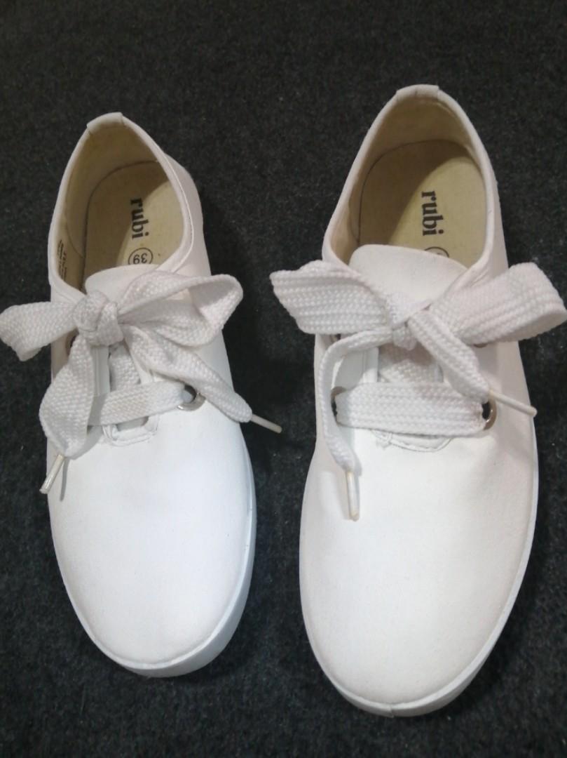 rubi white sneakers, Women's Fashion, Footwear, Sneakers on Carousell