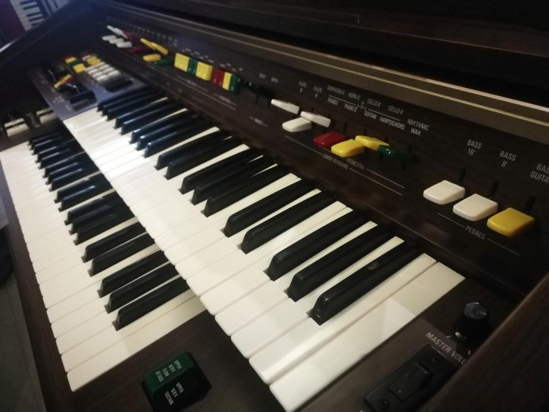 Yamaha Electone C-400 Dual Layer Organ, Hobbies & Toys, Music & Media ...