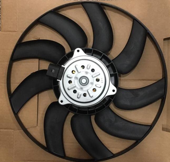AUDI A4 A5 Q5 2.0 AUTO FAN - VALEO, Auto Accessories on Carousell