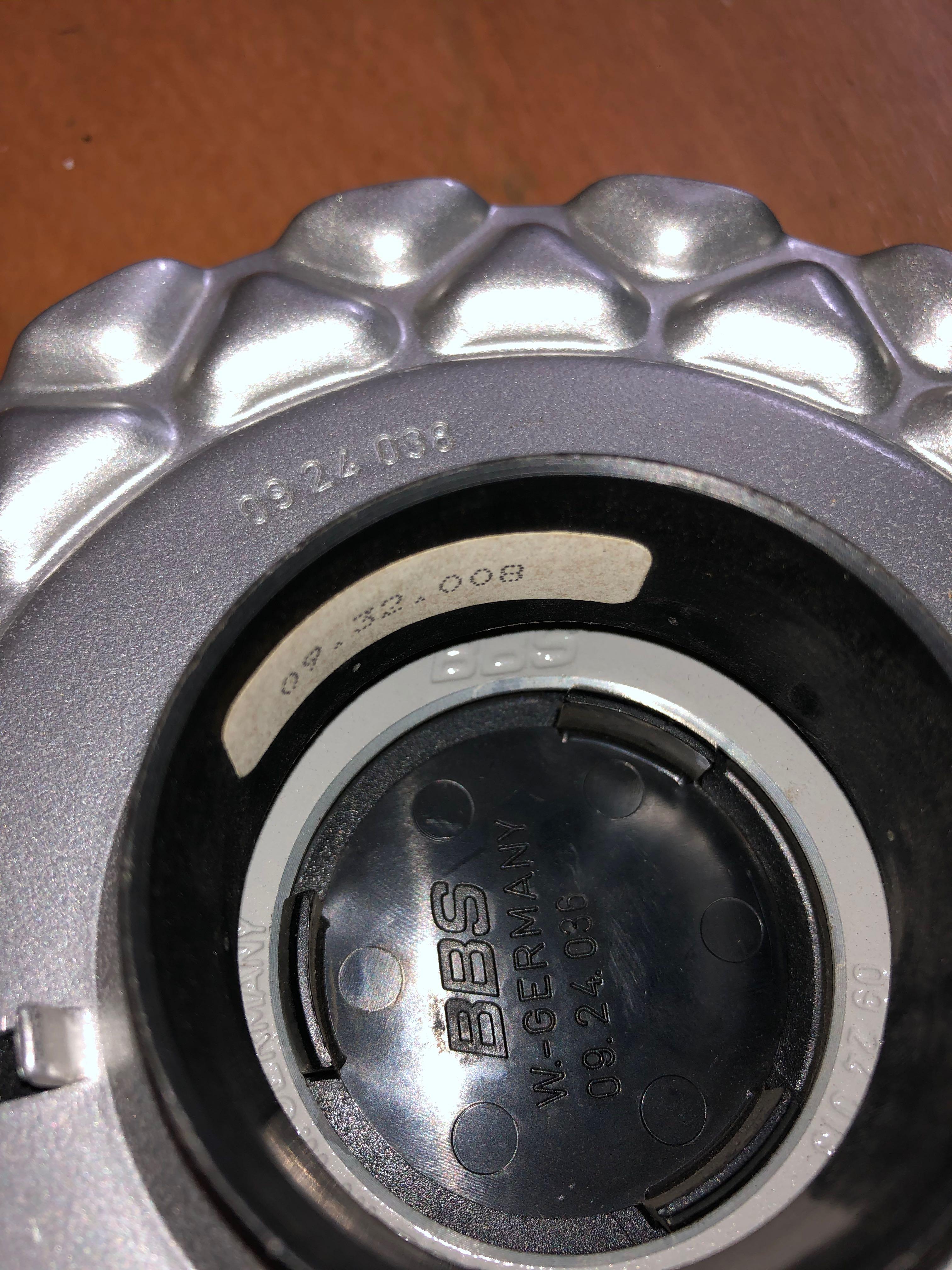 BBS RZ wheel center cap of 1 pair, 汽車配件, 車軚 - Carousell
