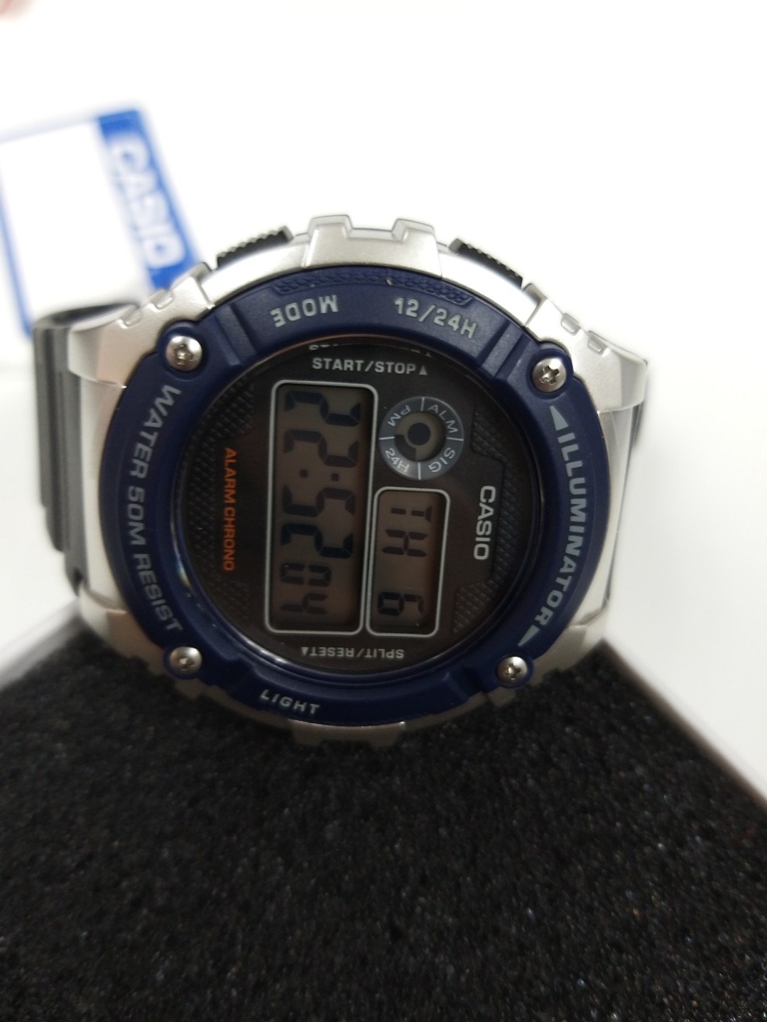 Casio Illuminator, 名牌, 手錶 - Carousell