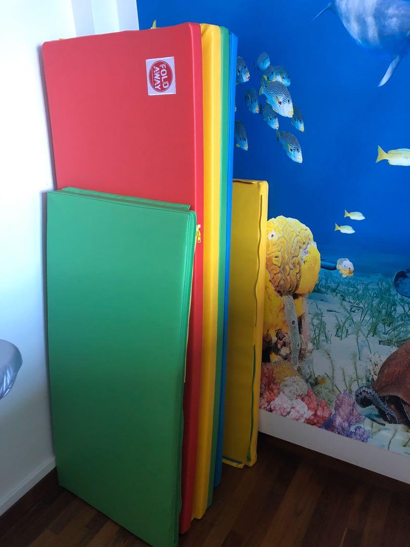 Foldaway Playmat/ Bumper mat, Babies & Kids, Bathing & Changing ...