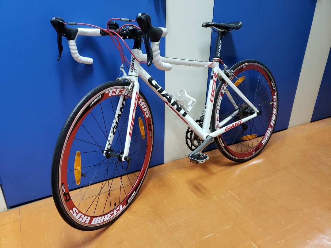 Giant SCR1 Road Bike (S size), 運動產品, 單車 - Carousell