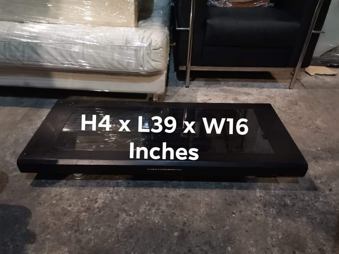 Low table black, Furniture & Home Living, Furniture, Tables & Sets on Carousell