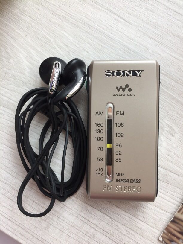 Sony SRF-S84收音機 DSE用, 音響器材, 音樂播放裝置 MP3及CD Player - Carousell