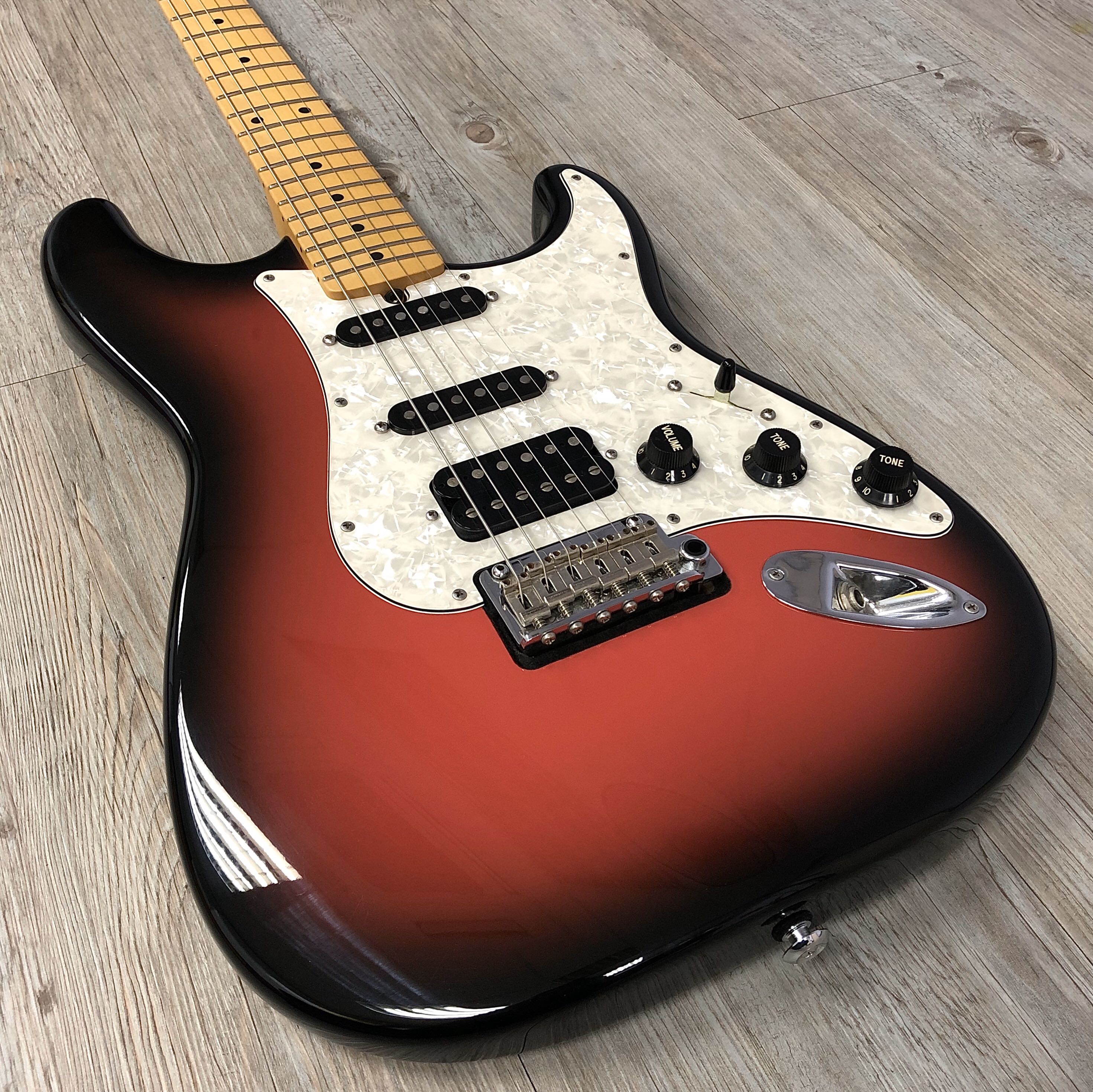 Suhr Custom Classic (not pro series), Electric Guitar Fender Gibson PRS ...