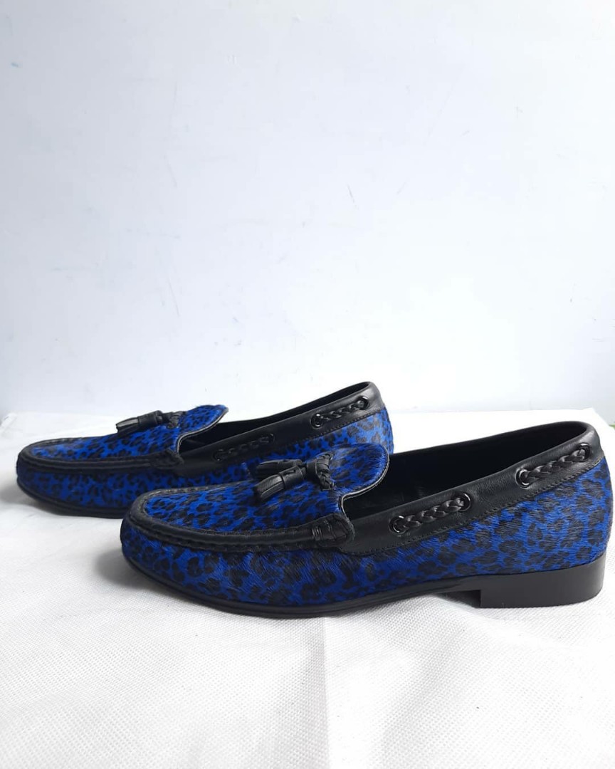 YSL leopard print slip on, Fesyen Pria, Sepatu , Lainnya di Carousell
