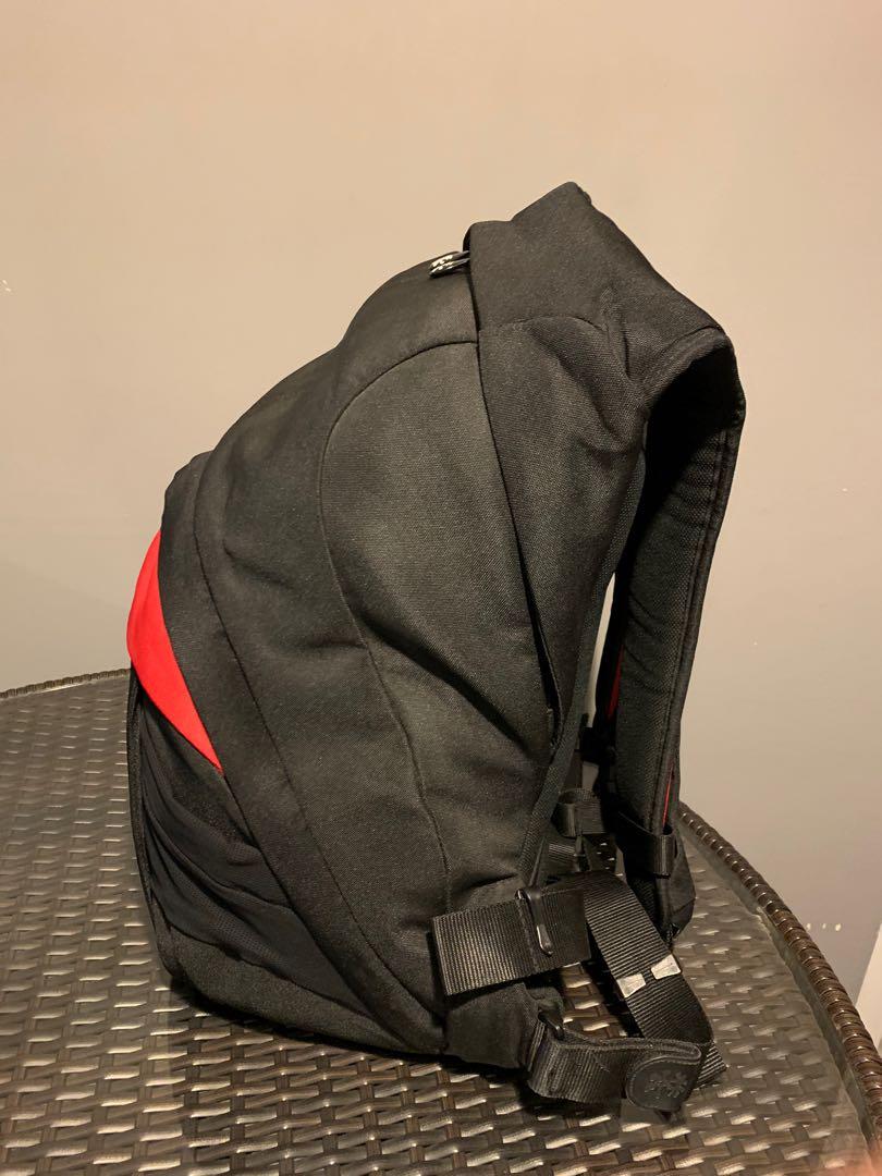 Crumpler Sinking Barge Camera Bag, Photography, Photography Accessories ...
