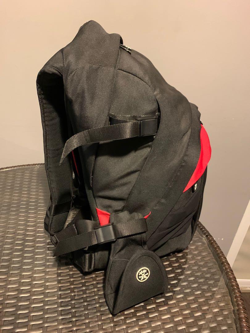 Crumpler Sinking Barge Camera Bag, Photography, Photography Accessories ...