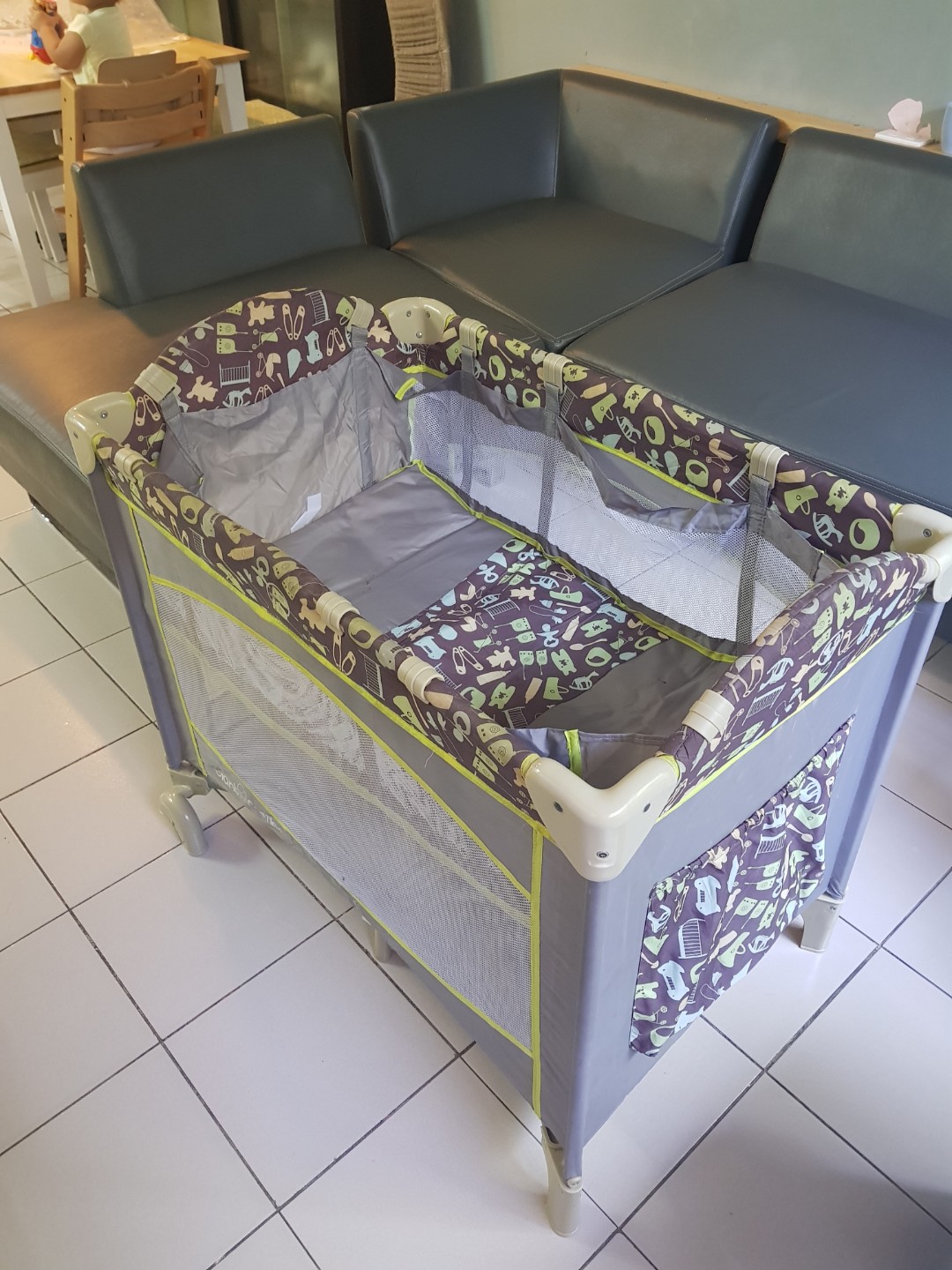 Giant Carrier Crib with Uratex Foam, Babies & Kids, Baby Nursery & Kids ...