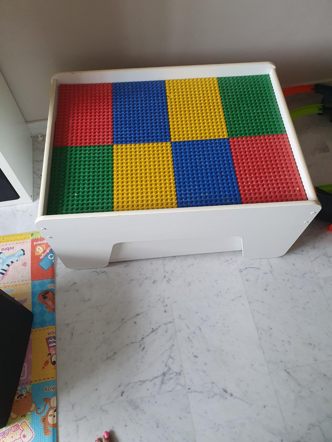 Duplo mega blocks table, Hobbies & Toys, Toys & Games on Carousell