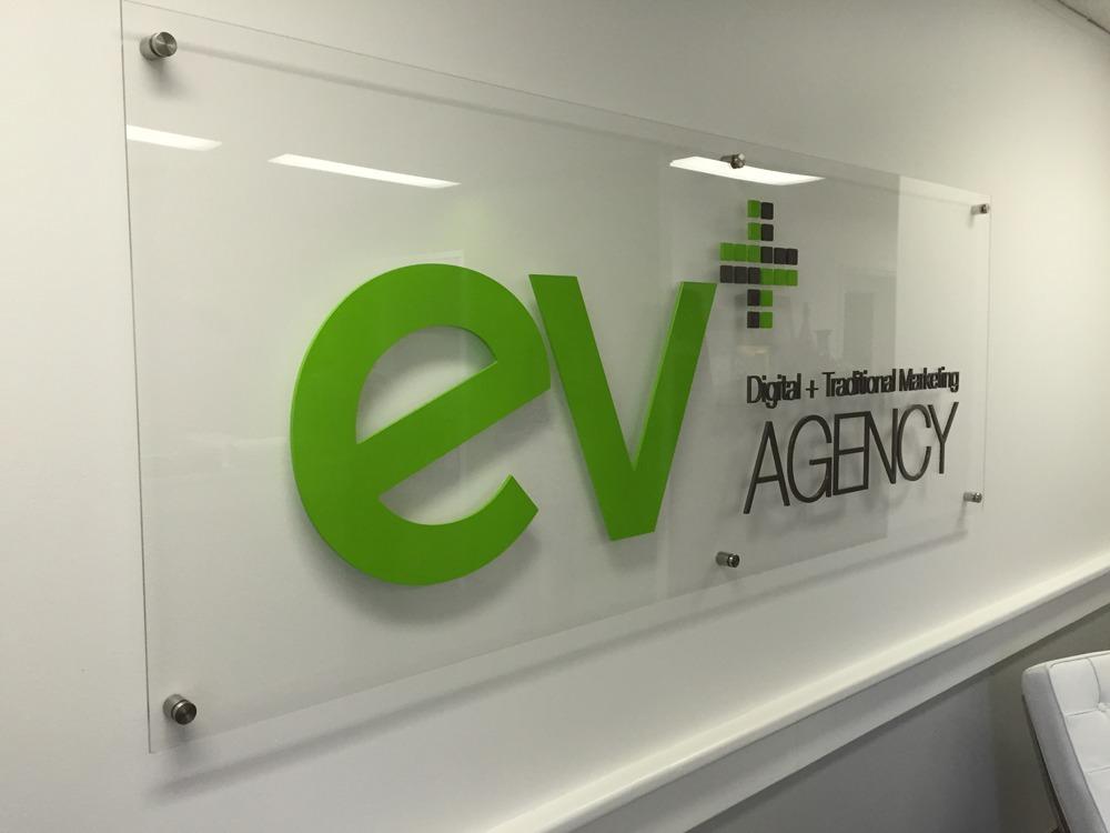 PASANG PAPAN TANDA NAMA AKRILIK l acrylic signage, Services, Others on ...