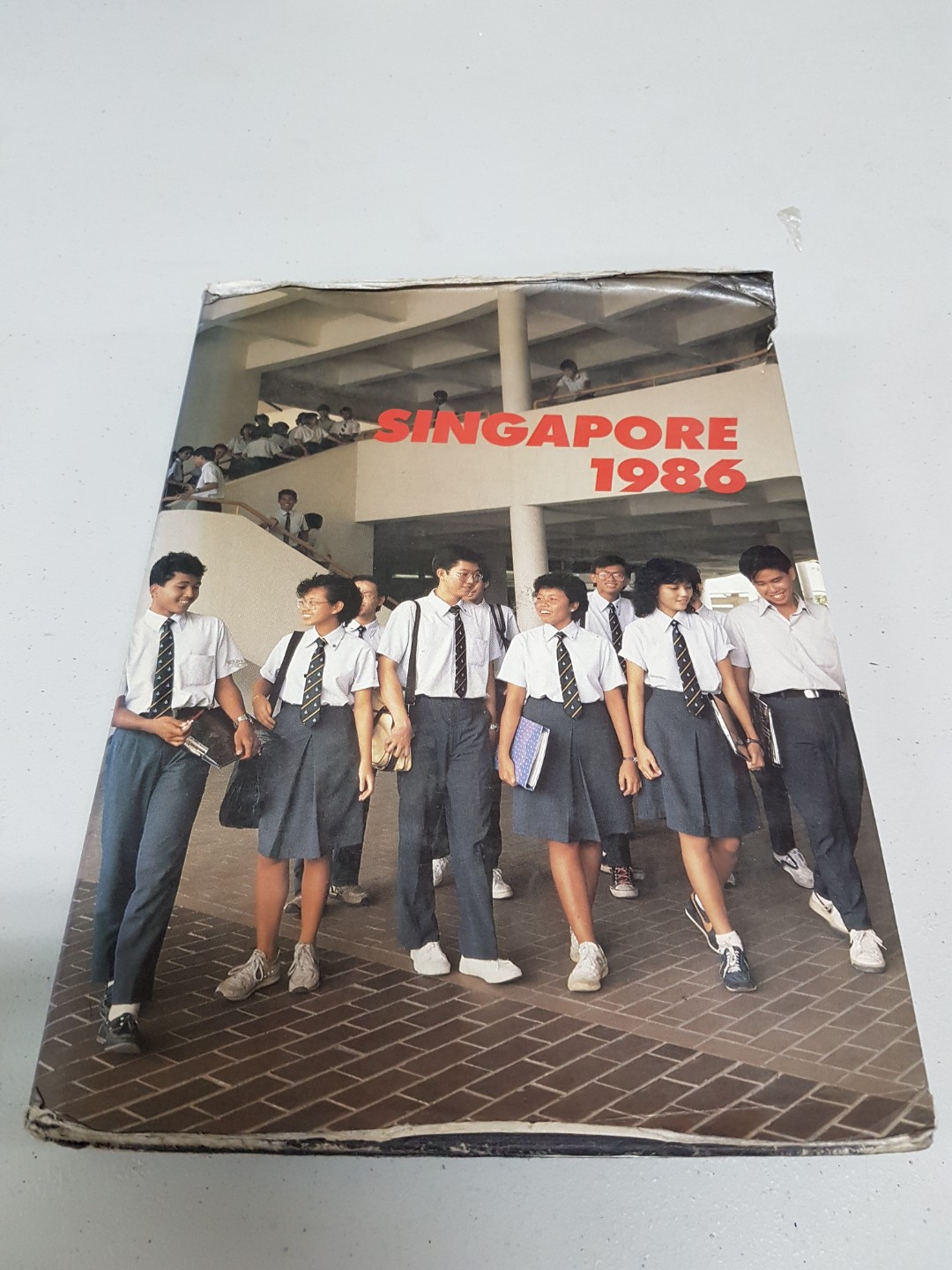 Singapore 1986 year book, Hobbies & Toys, Memorabilia & Collectibles ...