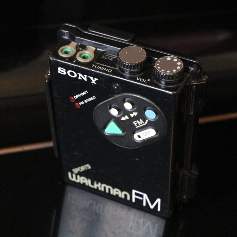 Sony Walkman Sports WM-F5 Black DD Direct Drive with FM, 興趣及遊戲, 手作＆自家設計 ...