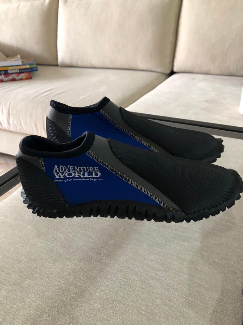 Water Booties/Aqua Shoes fr Adventure World, Sports Equipment, Sports ...
