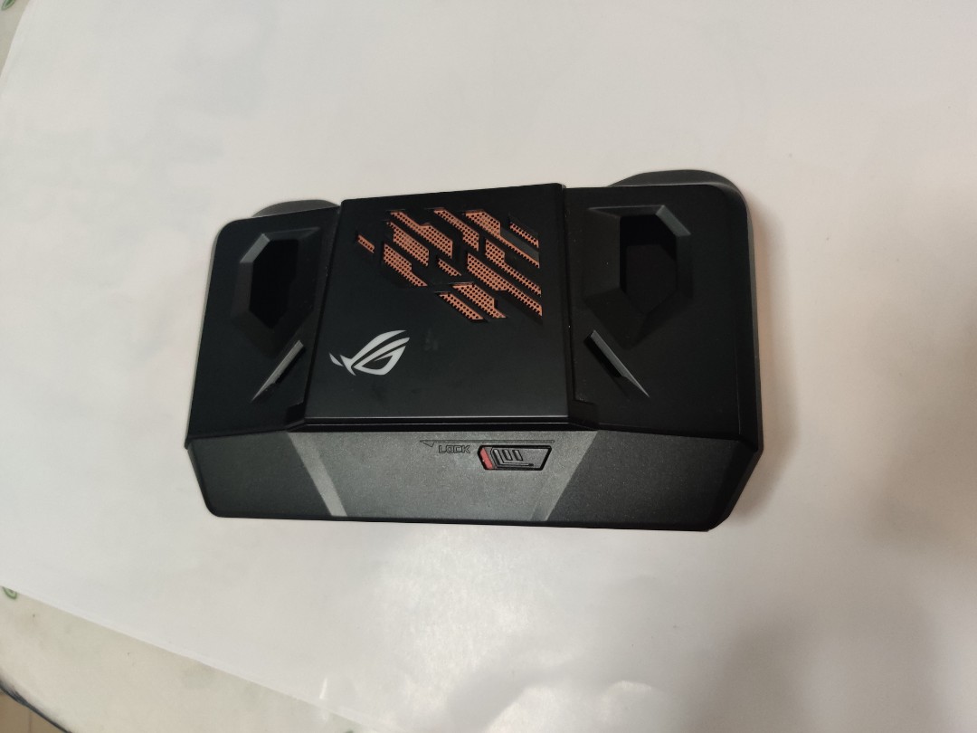 ASUS ROG Phone 1 Twin view Dock, Mobile Phones & Gadgets, Mobile ...