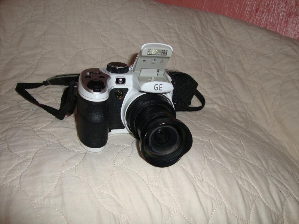 GE Power Pro Series X500 16.0MP Digital Camera - White, Photography ...
