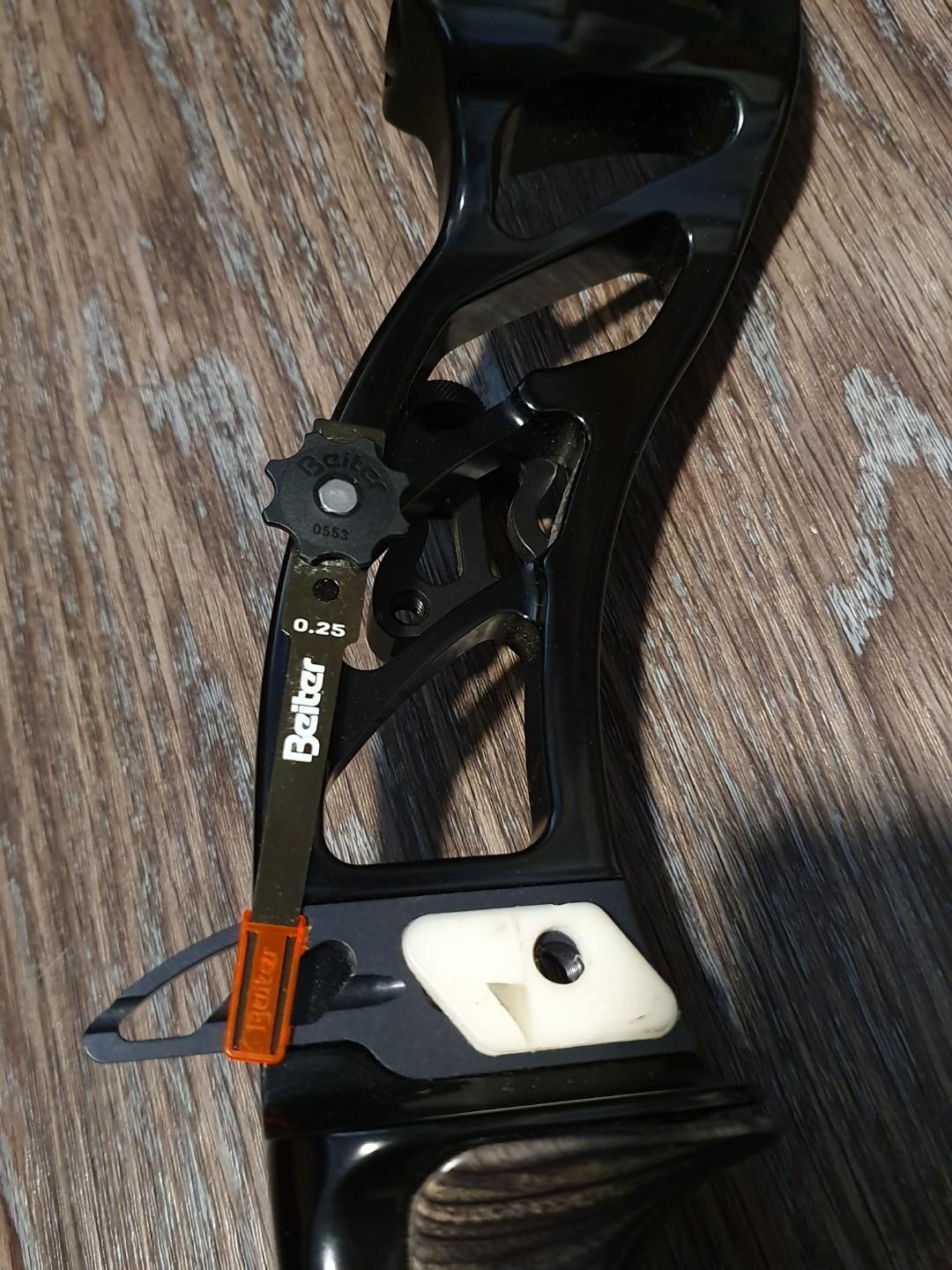 Hoyt Faktor Archery Recurve Riser, Sports Equipment, Sports & Games ...