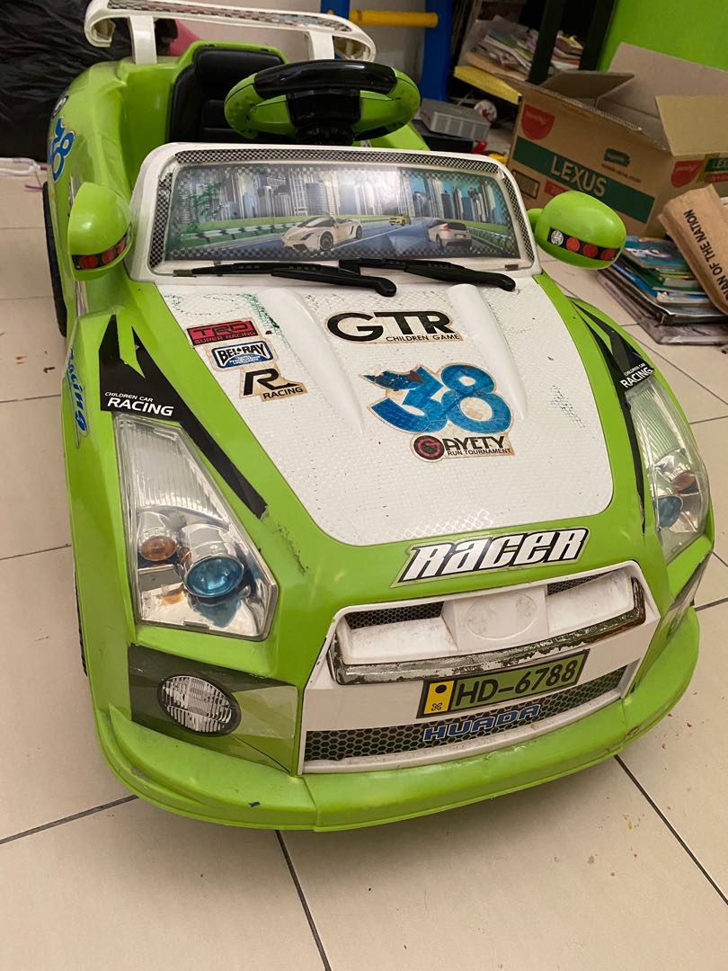 Kereta elektrik -body only (faulty), Hobbies & Toys, Toys & Games on ...