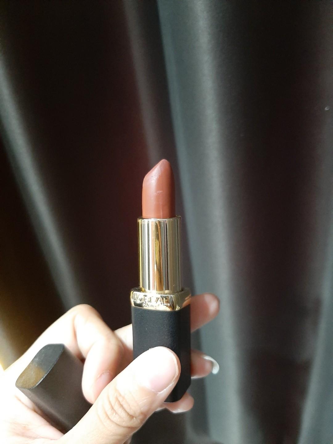 Loreal color riche matte, Kesehatan & Kecantikan, Rias Wajah di Carousell