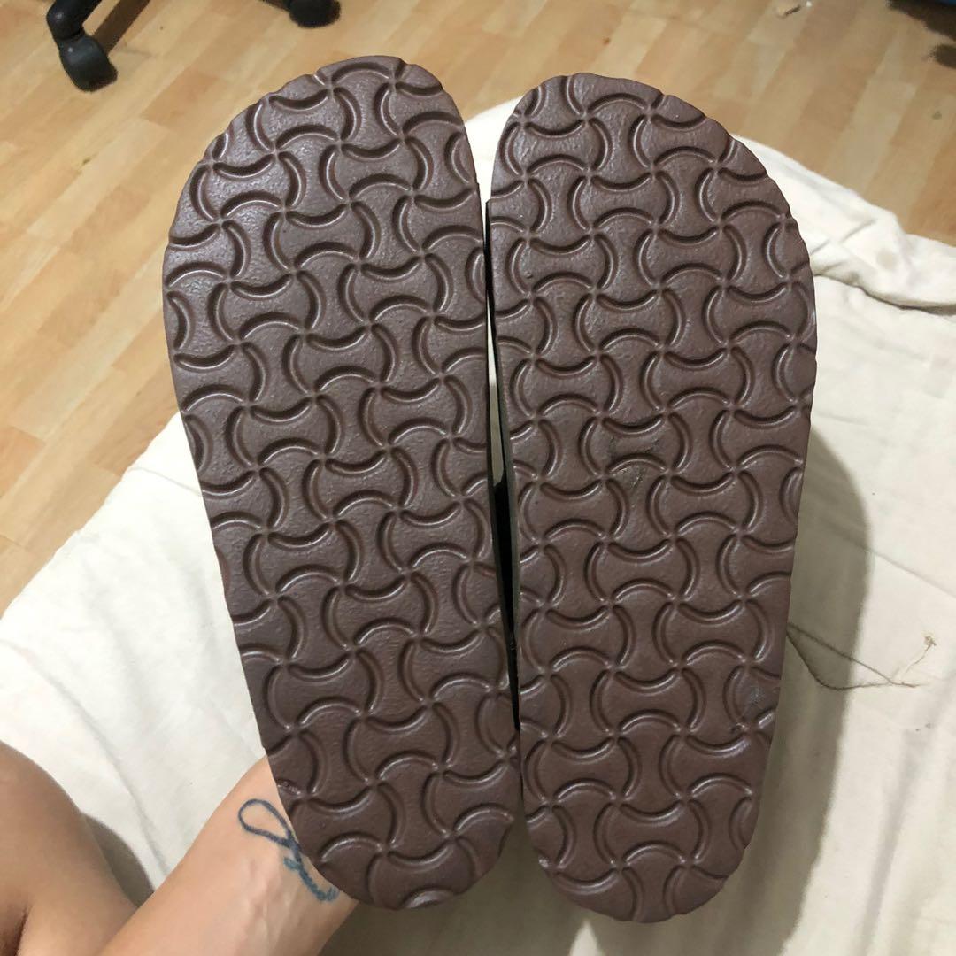 Ross Sandals, Men's Fashion, Footwear, Slippers & Slides on Carousell