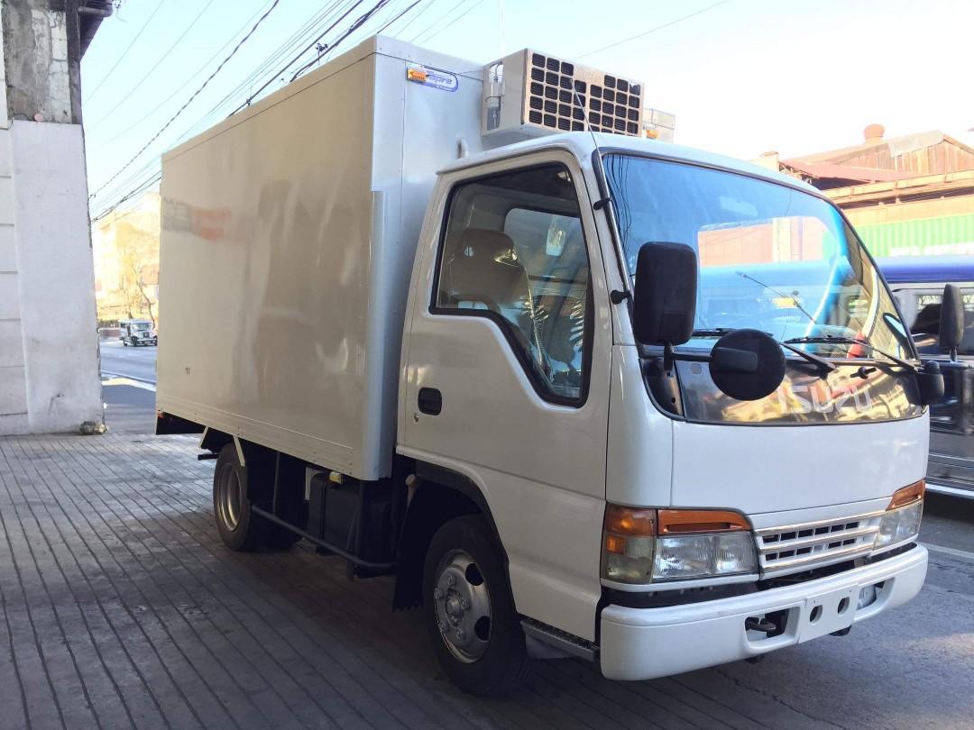 10ft 4HF1 2019 Isuzu Freezer Van mechanical, Special Vehicles, Heavy ...