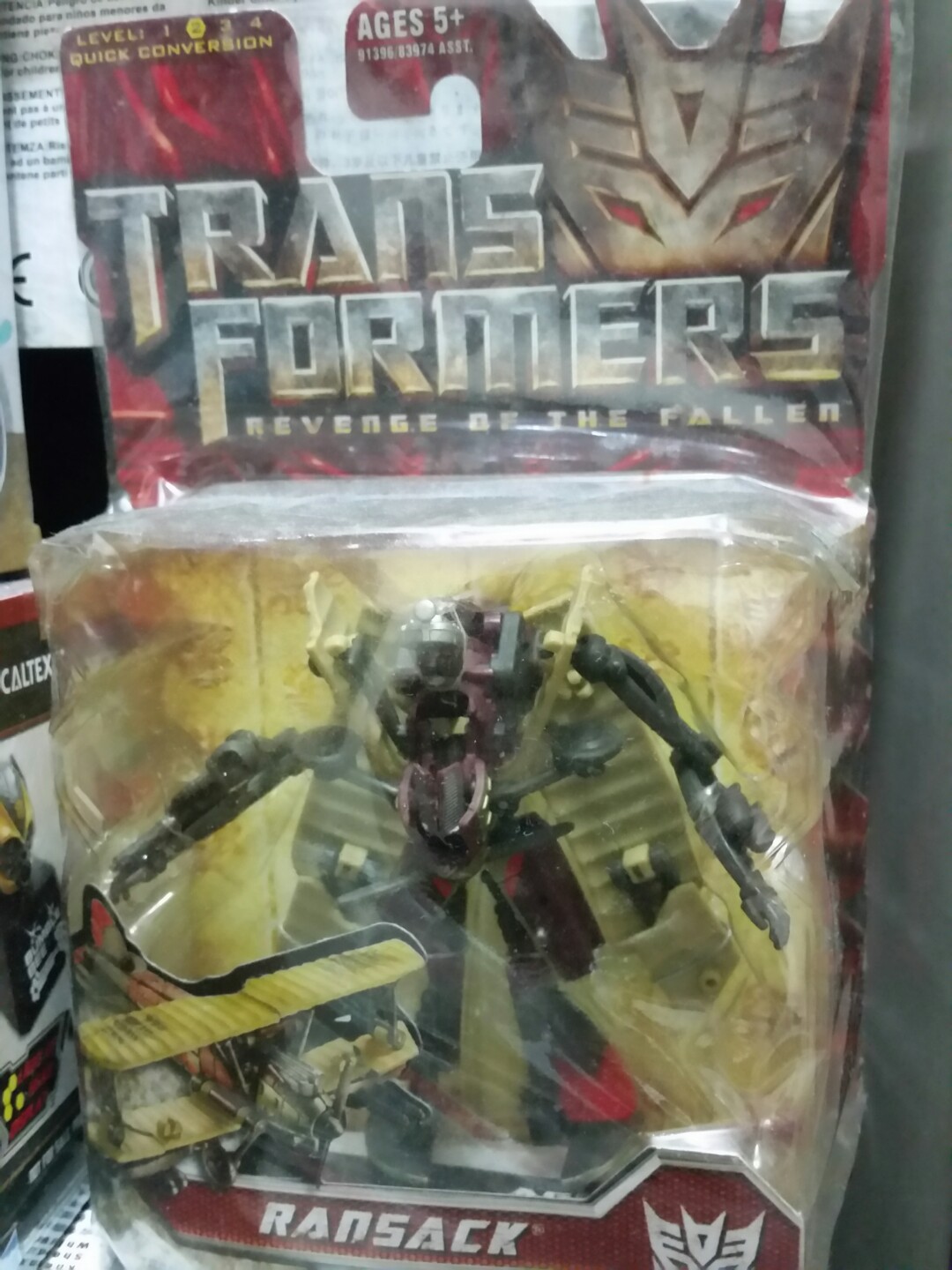 變形金剛 transformers rotf ransack#goodbyeapril, 興趣及遊戲, 玩具 & 遊戲類 - Carousell