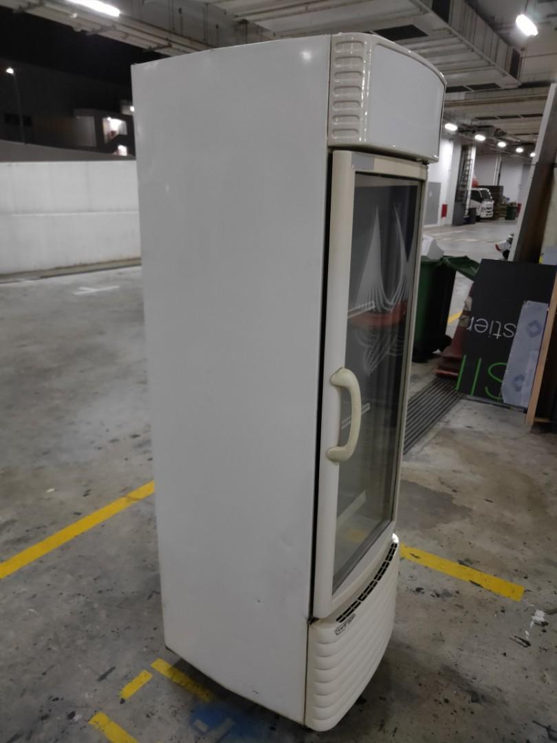 Sanden Intercool Upright Chiller, Everything Else on Carousell