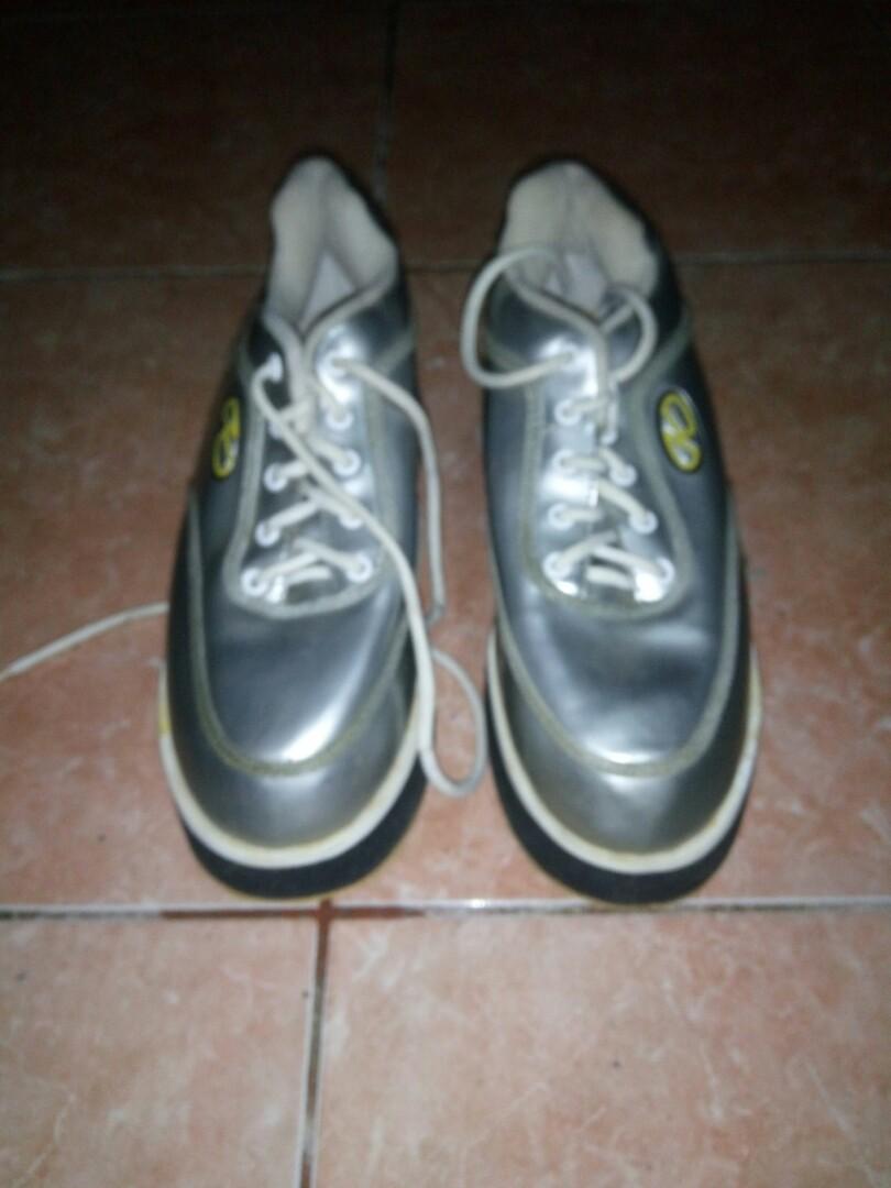 Sepatu kasogi, Fesyen Wanita, Sepatu di Carousell