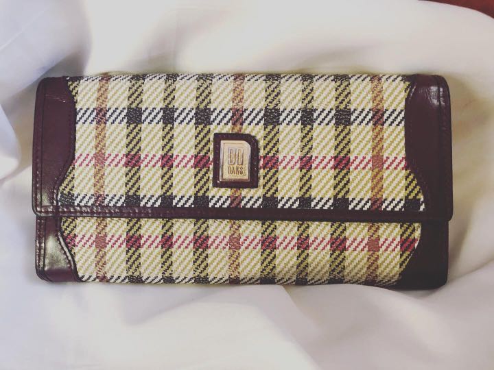 DAKS long wallet, Luxury, Bags & Wallets on Carousell