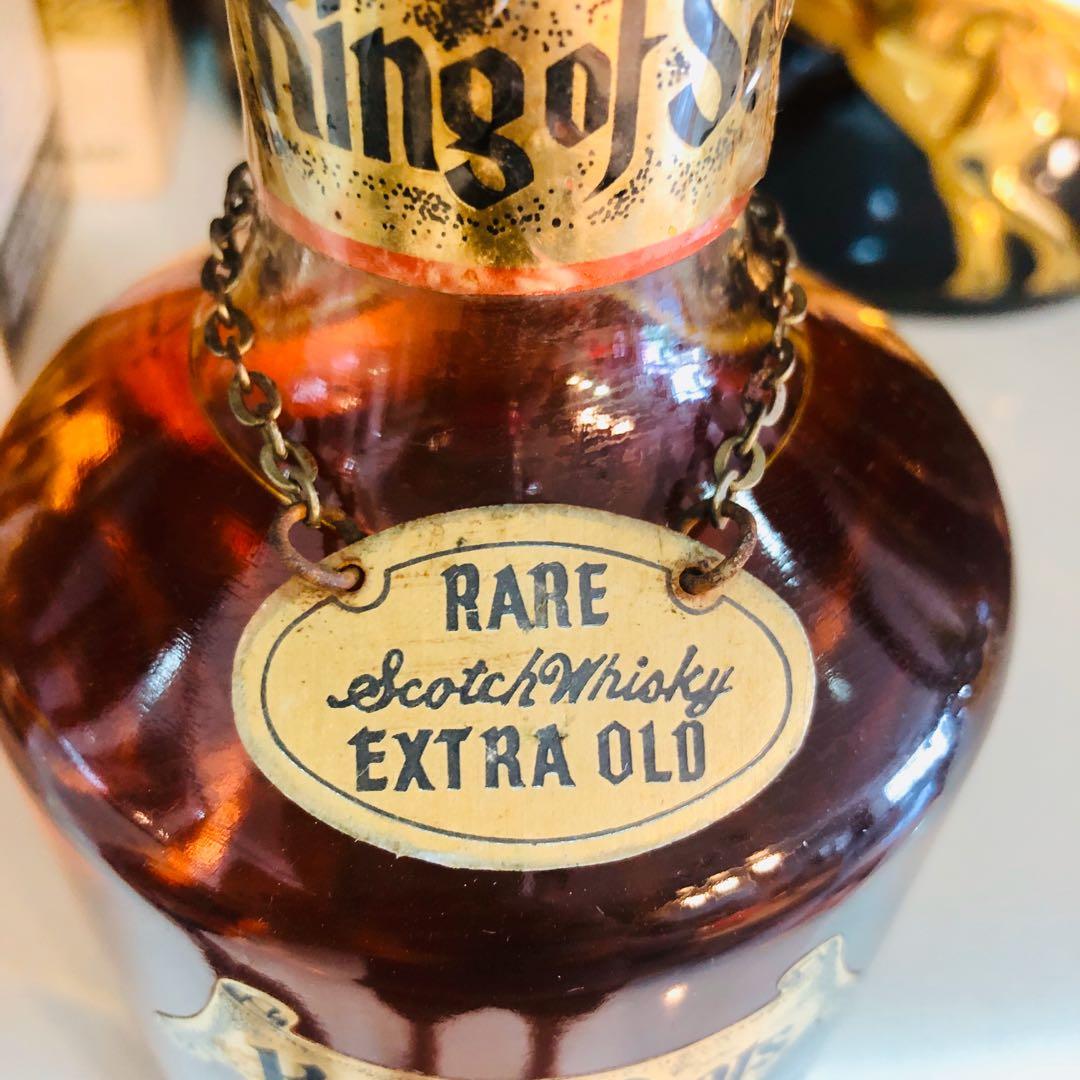 King of Scots Old Scotch Whisky with metal chain 750ml, Food & Drinks, Beverages on Carousell
