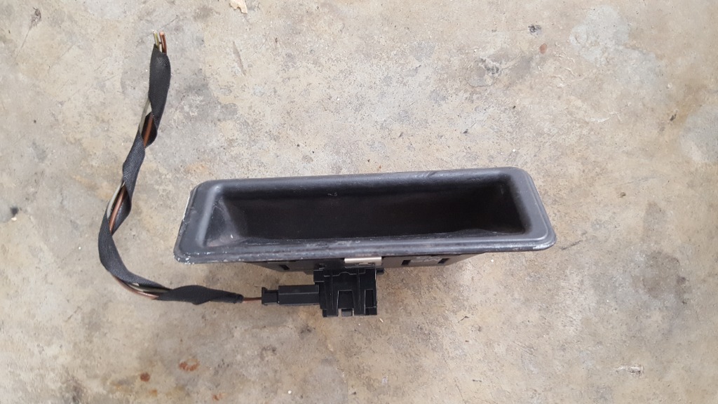 BMW e90 Boot Release Switch 320i, Car Accessories, Accessories on Carousell