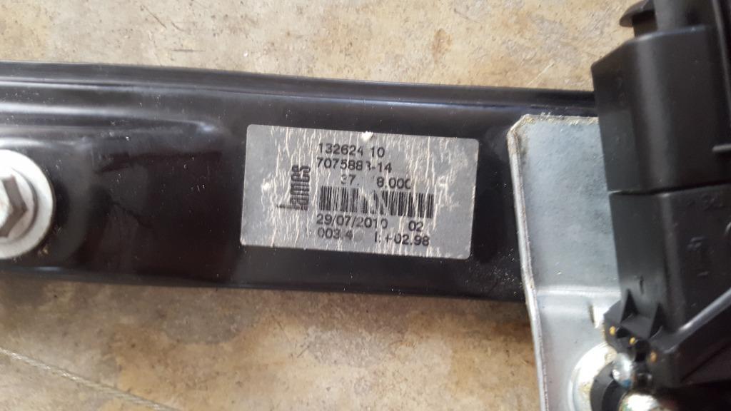 BMW e90 Window Regulator with Motor (Rear Left) 320i, Car Accessories ...