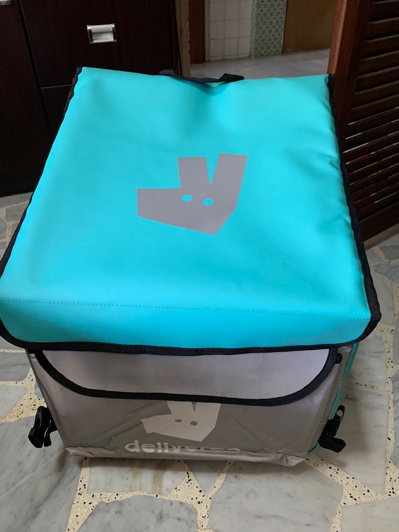 Deliveroo backpack, Sports Equipment, PMDs, E-Scooters & E-Bikes, E ...