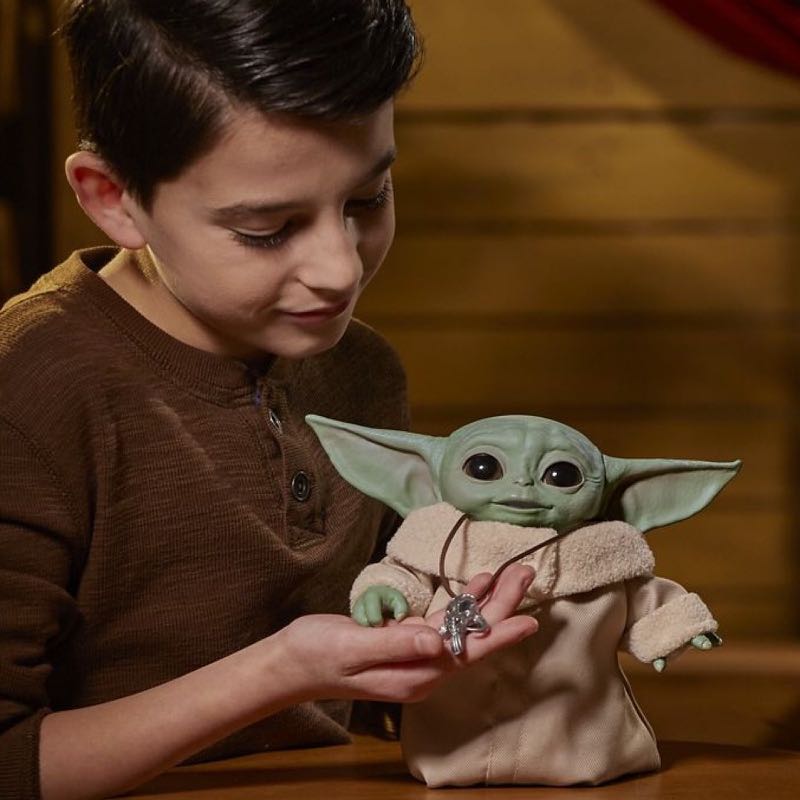 Hasbro - Star Wars Collection: Baby Yoda The Child Animatronic Edition ...
