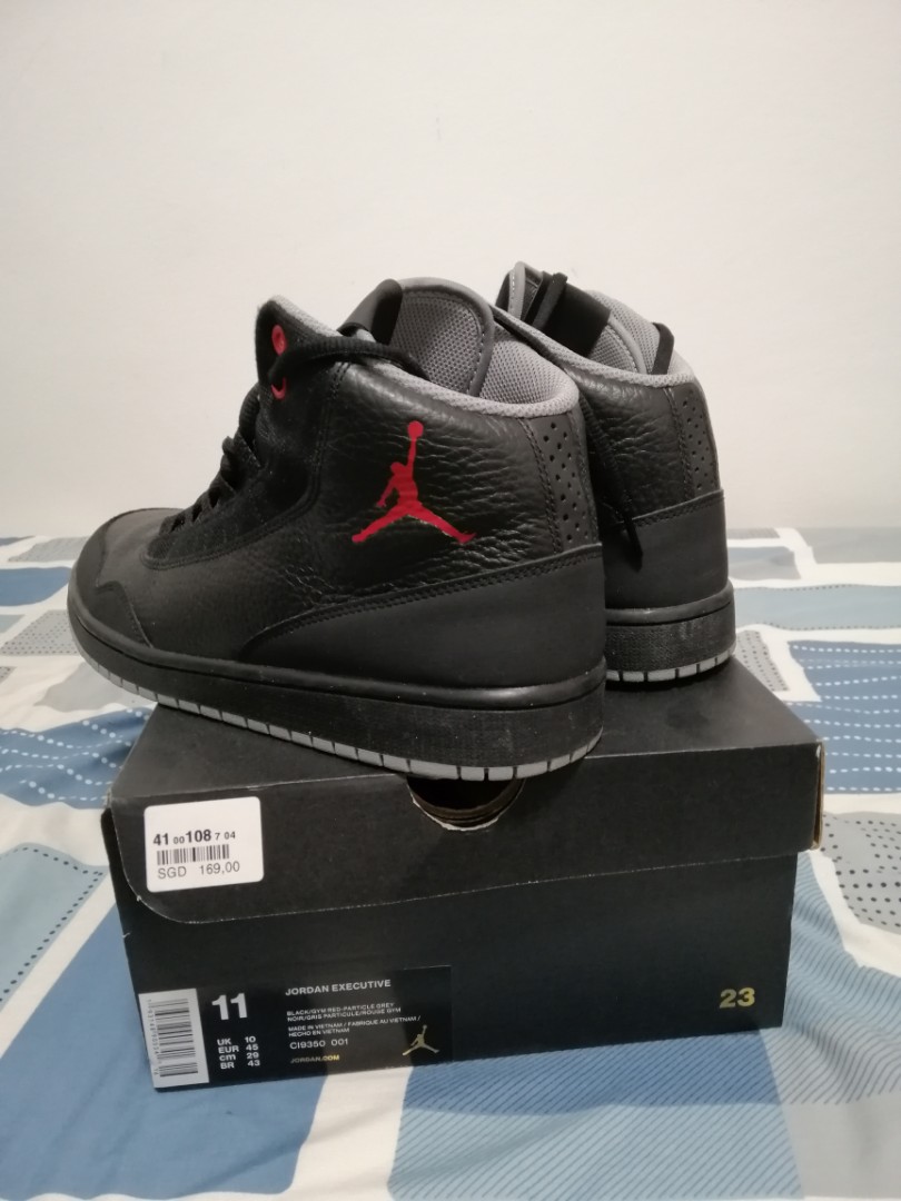 Jordan, Men's Fashion, Footwear, Sneakers on Carousell